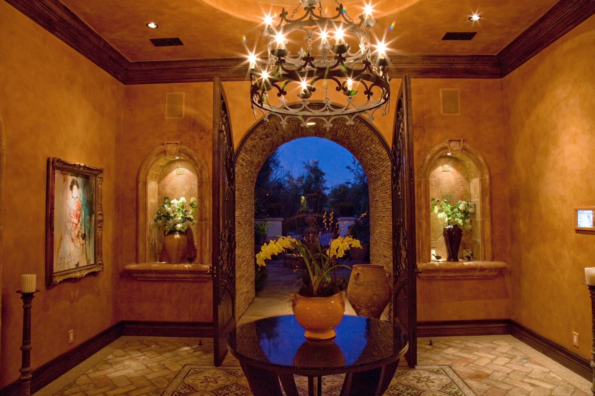 Use Dynamic Lighting Systems as Part of Your Interior Lighting Design ...