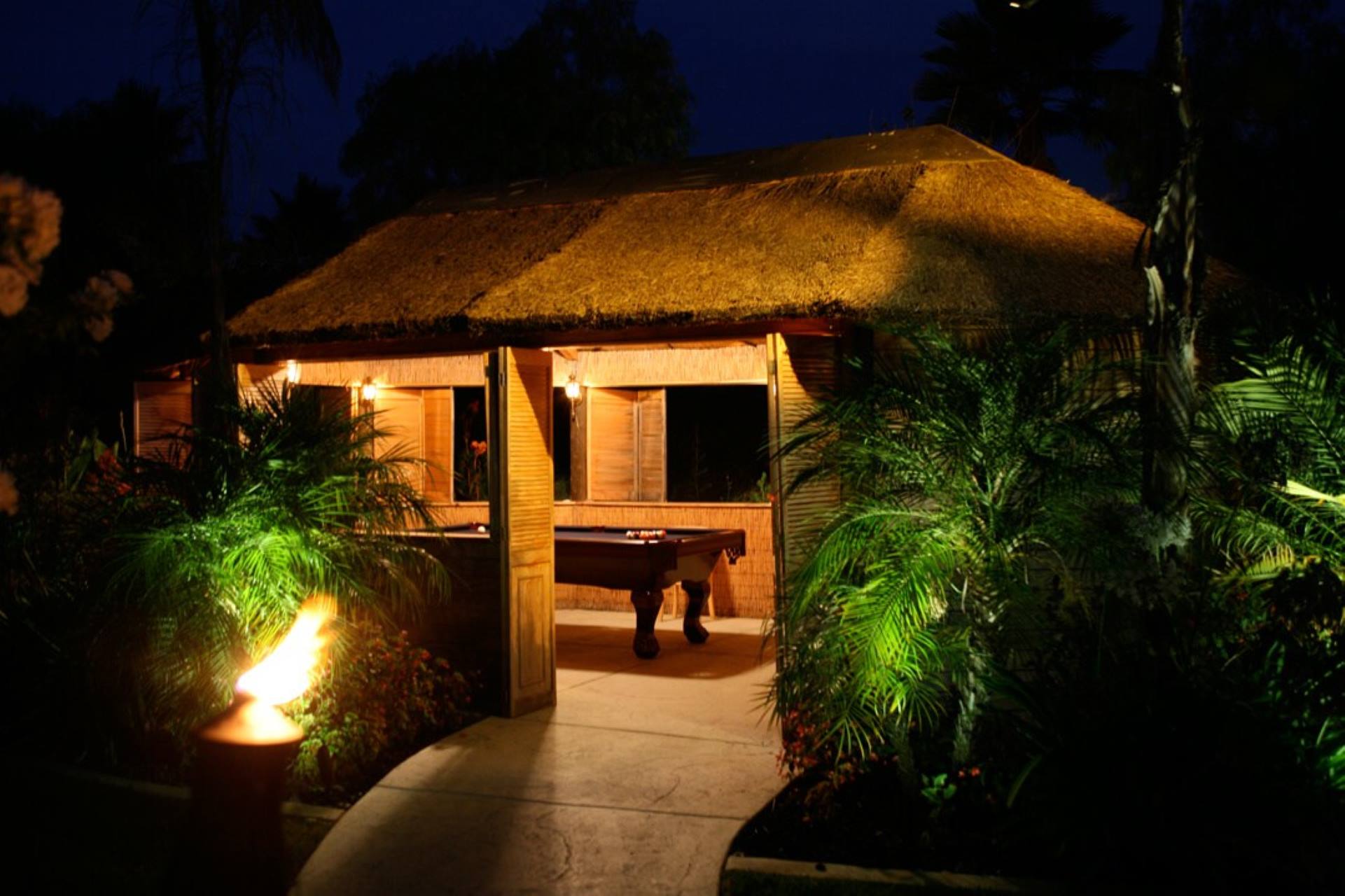 A Full-Service Outdoor Lighting Company | Lighting Distinctions (760 ...